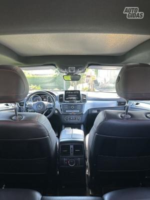 Mercedes-Benz GLE 350 2016 in Sakiai, with an engine capacity of 3.00 L and mileage of 117 thousand km for 41000 €, photo 8 on AUTOMOTO.COM.LV