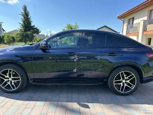 Mercedes-Benz GLE 350 2016 in Sakiai, with an engine capacity of 3.00 L and mileage of 117 thousand km for 41000 €, photo 23 on AUTOMOTO.COM.LV