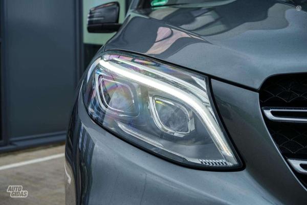 Mercedes-Benz GLE 350 2017 in Kaunas, with an engine capacity of 3.00 L and mileage of 282 thousand km for 22450 €, photo 7 on AUTOMOTO.COM.LV