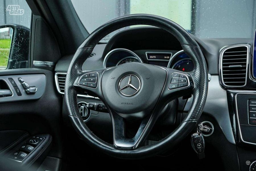 Мерседес ГЛE 350 2017 в Каунас, объемом двигателя 3.00 л и пробегом 282 тыс. км за 22450 €, фото 20 на AUTOMOTO.COM.LV