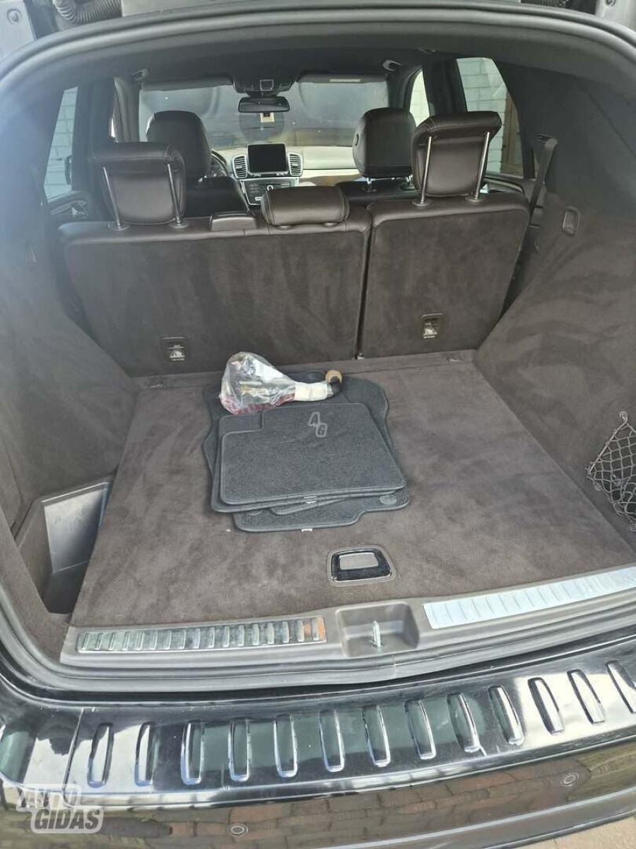 Mercedes-Benz GLE 350 2017 in Marijampole, with an engine capacity of 3.00 L and mileage of 323 thousand km for 19200 €, photo 11 on AUTOMOTO.COM.LV