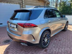 Mercedes-Benz GLE 350 2019 Ogre, ar dzinēja tilpumu 3.00 L un nobraukumu 69 tūkst. km par 57000 €, foto 4 vietnē AUTOMOTO.COM.LV