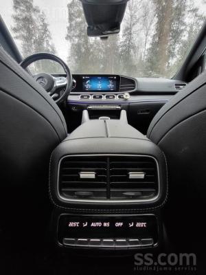 Mercedes-Benz GLE 350 2019 Ogre, ar dzinēja tilpumu 3.00 L un nobraukumu 69 tūkst. km par 57000 €, foto 6 vietnē AUTOMOTO.COM.LV