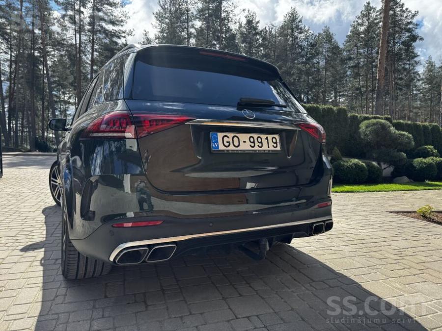 Green Mercedes-Benz GLE 350 2020 in Riga, with an engine capacity of 3.00 L and mileage of 97 thousand km for 49900 €, photo 5 on AUTOMOTO.COM.LV