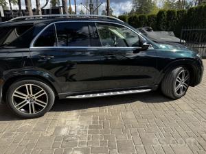 Green Mercedes-Benz GLE 350 2020 in Riga, with an engine capacity of 3.00 L and mileage of 97 thousand km for 49900 €, photo 8 on AUTOMOTO.COM.LV