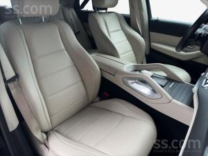 Зеленый Мерседес ГЛE 350 2020 в Рига, объемом двигателя 3.00 л и пробегом 98 тыс. км за 51900 €, фото 7 на AUTOMOTO.COM.LV