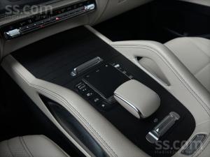 Зеленый Мерседес ГЛE 350 2020 в Рига, объемом двигателя 3.00 л и пробегом 98 тыс. км за 51900 €, фото 10 на AUTOMOTO.COM.LV