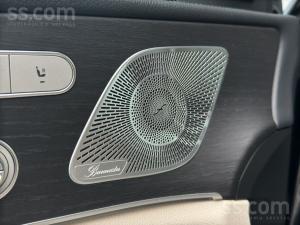 Зеленый Мерседес ГЛE 350 2020 в Рига, объемом двигателя 3.00 л и пробегом 98 тыс. км за 51900 €, фото 19 на AUTOMOTO.COM.LV
