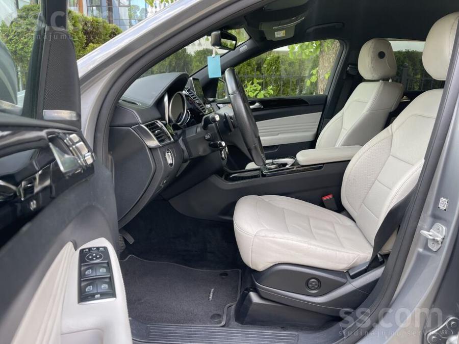 Pelēks Mercedes-Benz GLE 350 2015 Rīga, ar dzinēja tilpumu 3.00 L un nobraukumu 144 tūkst. km par 25900 €, foto 9 vietnē AUTOMOTO.COM.LV
