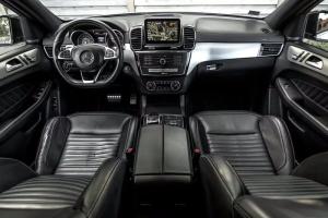 Grey Mercedes-Benz GLE 350 2015 in Jelgava, with an engine capacity of 3.00 L and mileage of 190 thousand km for 26900 €, photo 23 on AUTOMOTO.COM.LV