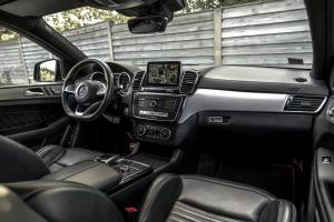 Grey Mercedes-Benz GLE 350 2015 in Jelgava, with an engine capacity of 3.00 L and mileage of 190 thousand km for 26900 €, photo 25 on AUTOMOTO.COM.LV