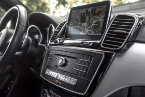 Grey Mercedes-Benz GLE 350 2015 in Jelgava, with an engine capacity of 3.00 L and mileage of 190 thousand km for 26900 €, photo 32 on AUTOMOTO.COM.LV