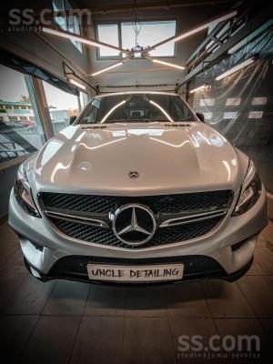 Pelēks Mercedes-Benz GLE 350 2020 Rīga, ar dzinēja tilpumu 3.00 L un nobraukumu 122 tūkst. km par 39900 €, foto 8 vietnē AUTOMOTO.COM.LV