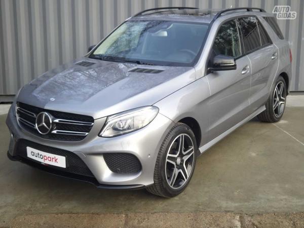 Pelēks Mercedes-Benz GLE 350 2015 Viļņa, ar dzinēja tilpumu 3.00 L un nobraukumu 222 tūkst. km par 24900 €, foto 1 vietnē AUTOMOTO.COM.LV