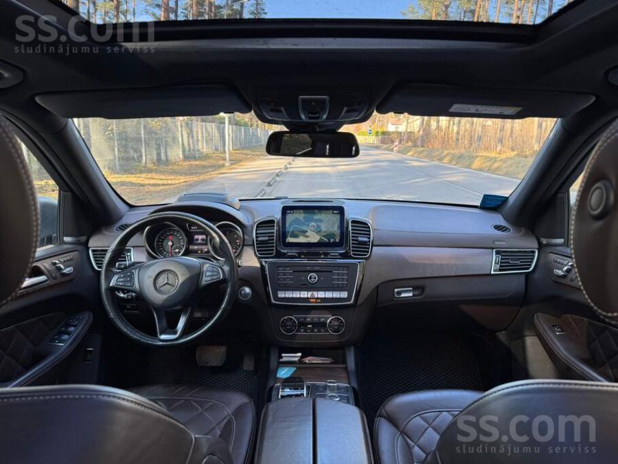 Grey Mercedes-Benz GLE 350 2015 in Riga, with an engine capacity of 3.00 L and mileage of 148 thousand km for 28700 €, photo 8 on AUTOMOTO.COM.LV