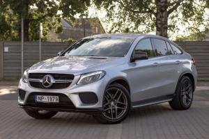 Серый Мерседес ГЛE 350 2015 в Рига, объемом двигателя 3.00 л и пробегом 190 тыс. км за 29700 €, фото  на AUTOMOTO.COM.LV