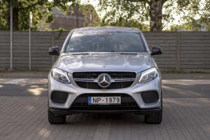 Серый Мерседес ГЛE 350 2015 в Рига, объемом двигателя 3.00 л и пробегом 190 тыс. км за 29700 €, фото 4 на AUTOMOTO.COM.LV