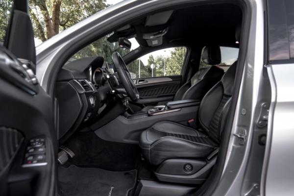 Pelēks Mercedes-Benz GLE 350 2015 Rīga, ar dzinēja tilpumu 3.00 L un nobraukumu 190 tūkst. km par 29700 €, foto 8 vietnē AUTOMOTO.COM.LV