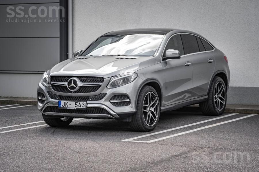 Серый Мерседес ГЛE 350 2015 в Рига, объемом двигателя 3.00 л и пробегом 242 тыс. км за 24500 €, фото 1 на AUTOMOTO.COM.LV