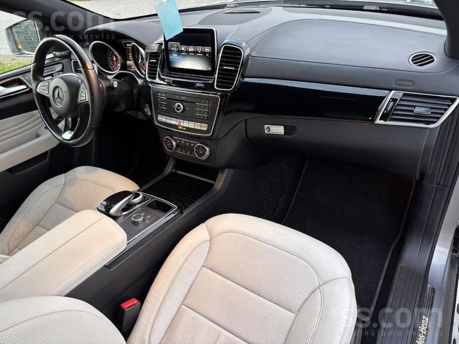 Grey Mercedes-Benz GLE 350 2015 in Riga, with an engine capacity of 3.00 L and mileage of 145 thousand km for 27900 €, photo 12 on AUTOMOTO.COM.LV
