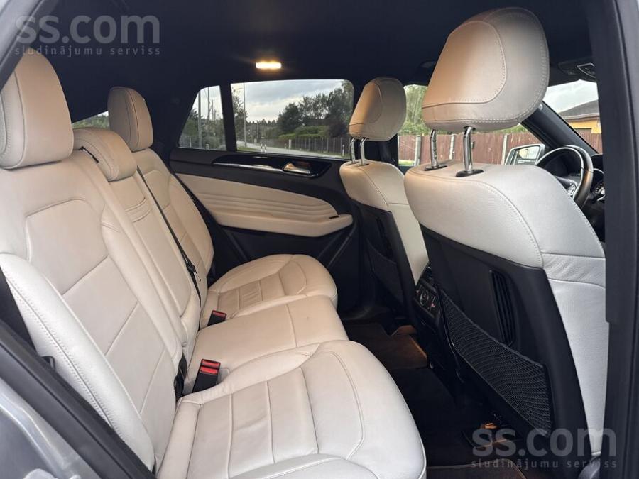 Grey Mercedes-Benz GLE 350 2015 in Riga, with an engine capacity of 3.00 L and mileage of 145 thousand km for 27900 €, photo 15 on AUTOMOTO.COM.LV