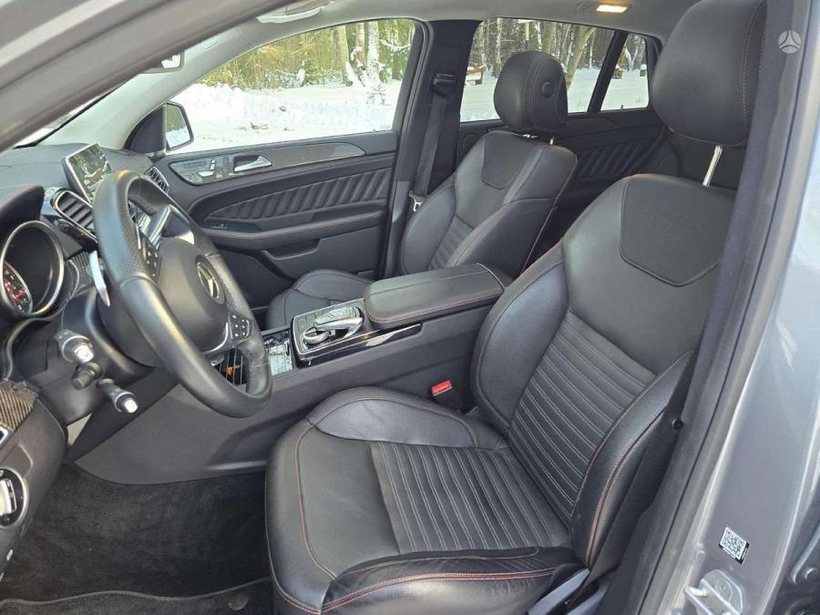 Grey Mercedes-Benz GLE 350 2016 in Prienai, with an engine capacity of 2.99 L and mileage of 222 thousand km for 27500 €, photo 13 on AUTOMOTO.COM.LV