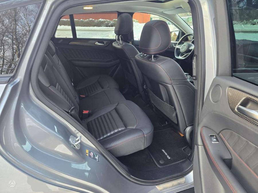 Grey Mercedes-Benz GLE 350 2016 in Prienai, with an engine capacity of 2.99 L and mileage of 222 thousand km for 27500 €, photo 14 on AUTOMOTO.COM.LV