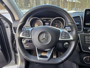 Grey Mercedes-Benz GLE 350 2016 in Prienai, with an engine capacity of 2.99 L and mileage of 222 thousand km for 27500 €, photo 16 on AUTOMOTO.COM.LV