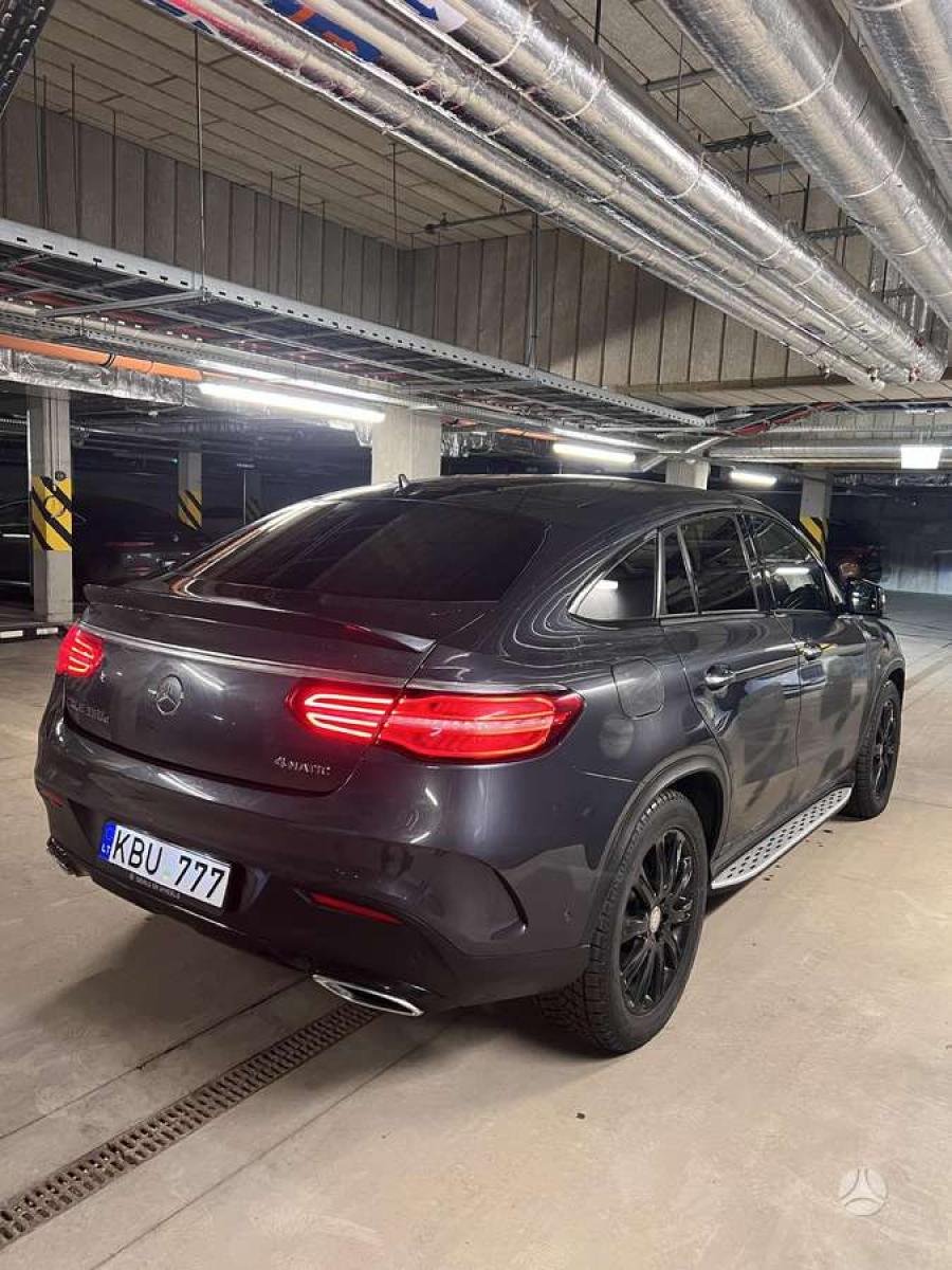 Pelēks Mercedes-Benz GLE 350 2016 Kauņa, ar dzinēja tilpumu 2.99 L un nobraukumu 215 tūkst. km par 31500 €, foto 6 vietnē AUTOMOTO.COM.LV