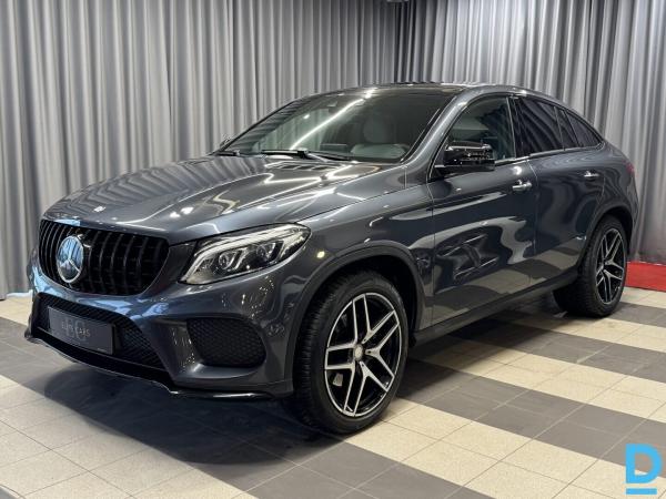 Grey Mercedes-Benz GLE 350 2016 in Marupe, with an engine capacity of 3.00 L and mileage of 224 thousand km for 27990 €, photo 1 on AUTOMOTO.COM.LV