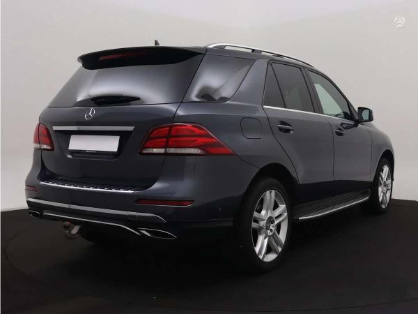 Pelēks Mercedes-Benz GLE 350 2016 Kauņa, ar dzinēja tilpumu 2.99 L un nobraukumu 153 tūkst. km par 25900 €, foto 4 vietnē AUTOMOTO.COM.LV