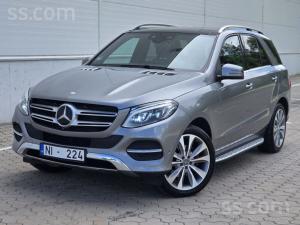 Серый Мерседес ГЛE 350 2016 в Рига, объемом двигателя 3.00 л и пробегом 270 тыс. км за 20900 €, фото 7 на AUTOMOTO.COM.LV