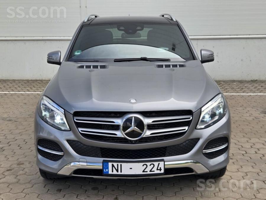 Серый Мерседес ГЛE 350 2016 в Рига, объемом двигателя 3.00 л и пробегом 270 тыс. км за 20900 €, фото 8 на AUTOMOTO.COM.LV