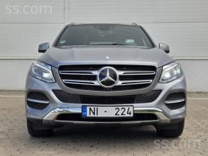 Серый Мерседес ГЛE 350 2016 в Рига, объемом двигателя 3.00 л и пробегом 270 тыс. км за 20900 €, фото 9 на AUTOMOTO.COM.LV