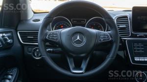 Pelēks Mercedes-Benz GLE 350 2016 Rīga, ar dzinēja tilpumu 3.00 L un nobraukumu 236 tūkst. km par 18390 €, foto 14 vietnē AUTOMOTO.COM.LV