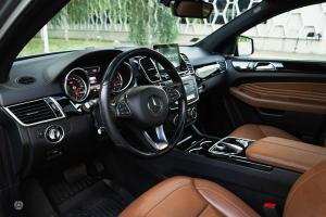 Grey Mercedes-Benz GLE 350 2016 in Vilnius, with an engine capacity of 2.99 L and mileage of 138 thousand km for 32000 €, photo 13 on AUTOMOTO.COM.LV