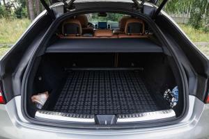 Grey Mercedes-Benz GLE 350 2016 in Vilnius, with an engine capacity of 2.99 L and mileage of 138 thousand km for 32000 €, photo 26 on AUTOMOTO.COM.LV