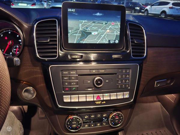 Серый Мерседес ГЛE 350 2016 в Паневежис, объемом двигателя 3.00 л и пробегом 271 тыс. км за 15000 €, фото 7 на AUTOMOTO.COM.LV