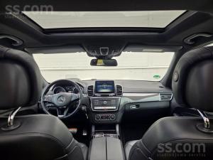Серый Мерседес ГЛE 350 2016 в Рига, объемом двигателя 3.00 л и пробегом 270 тыс. км за 17800 €, фото 17 на AUTOMOTO.COM.LV