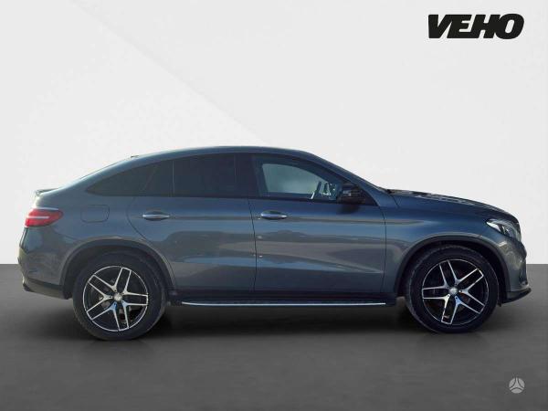 Grey Mercedes-Benz GLE 350 2017 in Vilnius, with an engine capacity of 2.99 L and mileage of 125 thousand km for 31900 €, photo 6 on AUTOMOTO.COM.LV
