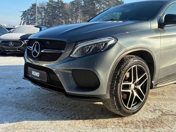 Pelēks Mercedes-Benz GLE 350 2017 Viļņa, ar dzinēja tilpumu 2.99 L un nobraukumu 125 tūkst. km par 31900 €, foto 9 vietnē AUTOMOTO.COM.LV
