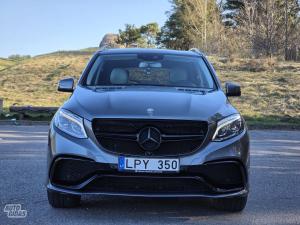 Grey Mercedes-Benz GLE 350 2017 in Siauliai, with an engine capacity of 3.50 L and mileage of 182 thousand km for 22500 €, photo 12 on AUTOMOTO.COM.LV