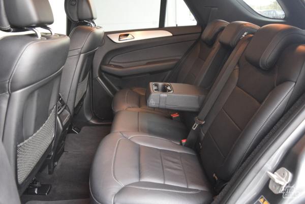 Pelēks Mercedes-Benz GLE 350 2017 Viļņa, ar dzinēja tilpumu 3.00 L un nobraukumu 282 tūkst. km par 22700 €, foto 10 vietnē AUTOMOTO.COM.LV