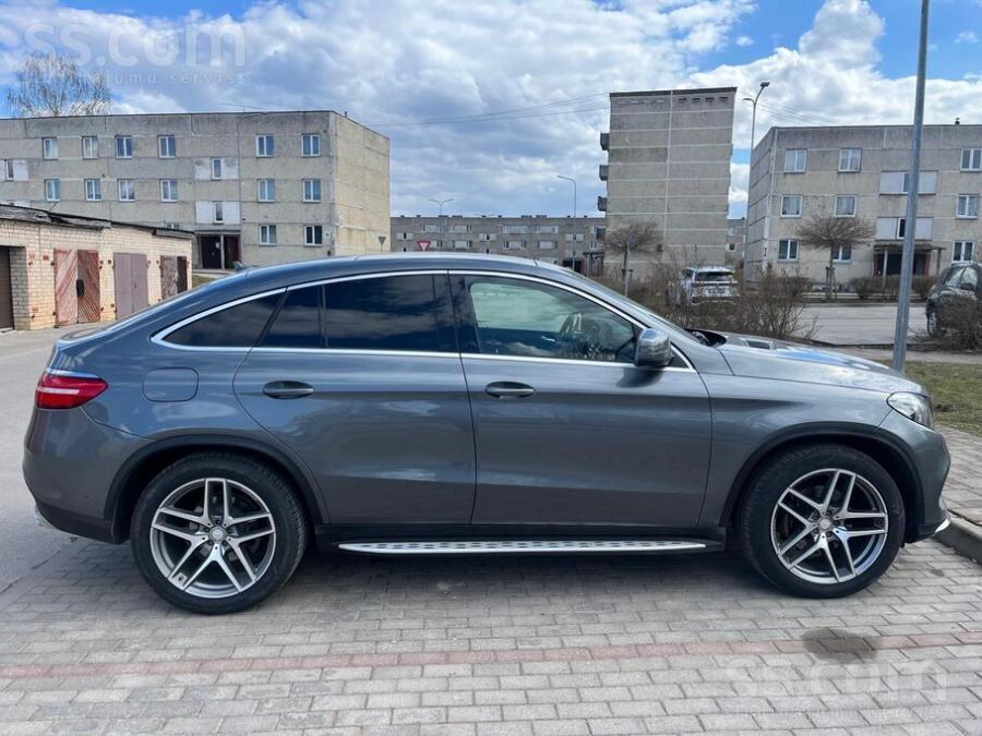 Серый Мерседес ГЛE 350 2017 в Екабпилс, объемом двигателя 3.00 л и пробегом 309 тыс. км за 24900 €, фото 7 на AUTOMOTO.COM.LV