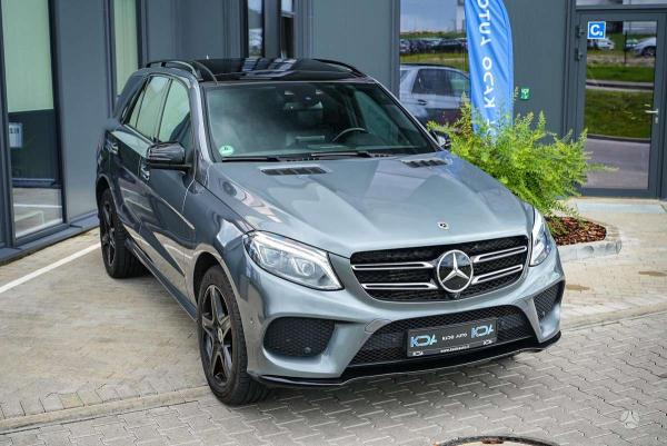 Grey Mercedes-Benz GLE 350 2017 in Kaunas, with an engine capacity of 2.99 L and mileage of 282 thousand km for 22950 €, photo 3 on AUTOMOTO.COM.LV