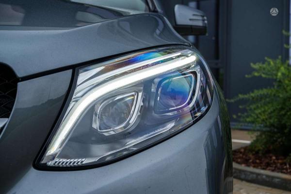 Pelēks Mercedes-Benz GLE 350 2017 Kauņa, ar dzinēja tilpumu 2.99 L un nobraukumu 161 tūkst. km par 34450 €, foto 6 vietnē AUTOMOTO.COM.LV