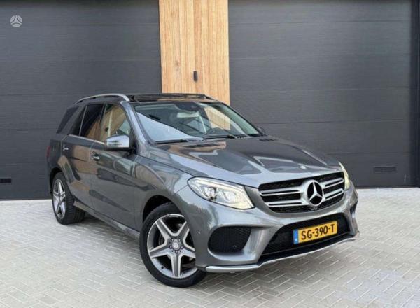 Grey Mercedes-Benz GLE 350 2017 in Kaunas, with an engine capacity of 2.99 L and mileage of 320 thousand km for 20200 €, photo 1 on AUTOMOTO.COM.LV
