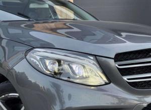 Pelēks Mercedes-Benz GLE 350 2017 Kauņa, ar dzinēja tilpumu 2.99 L un nobraukumu 320 tūkst. km par 20200 €, foto 5 vietnē AUTOMOTO.COM.LV
