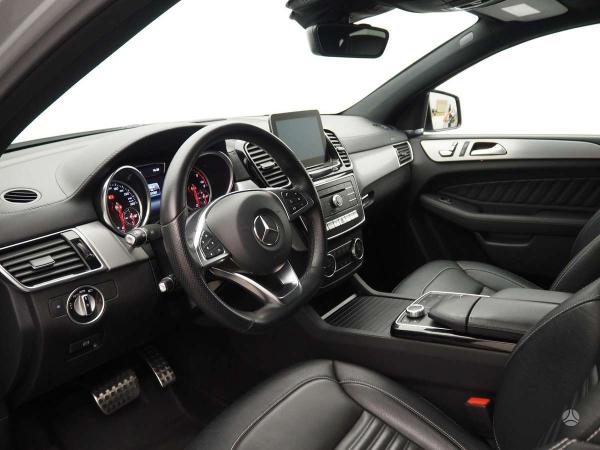 Grey Mercedes-Benz GLE 350 2017 in Vilnius, with an engine capacity of 2.89 L and mileage of 151 thousand km for 31900 €, photo 9 on AUTOMOTO.COM.LV