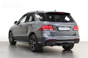 Grey Mercedes-Benz GLE 350 2018 in Riga, with an engine capacity of 3.00 L and mileage of 178 thousand km for 39900 €, photo 13 on AUTOMOTO.COM.LV